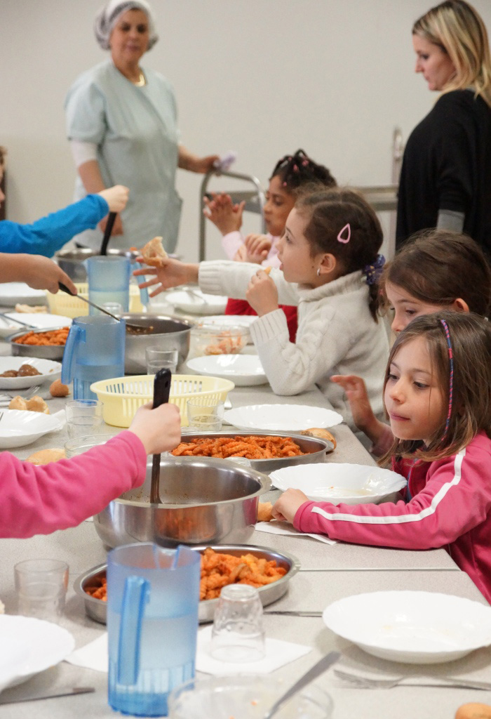 cantine - La Fare les Oliviers